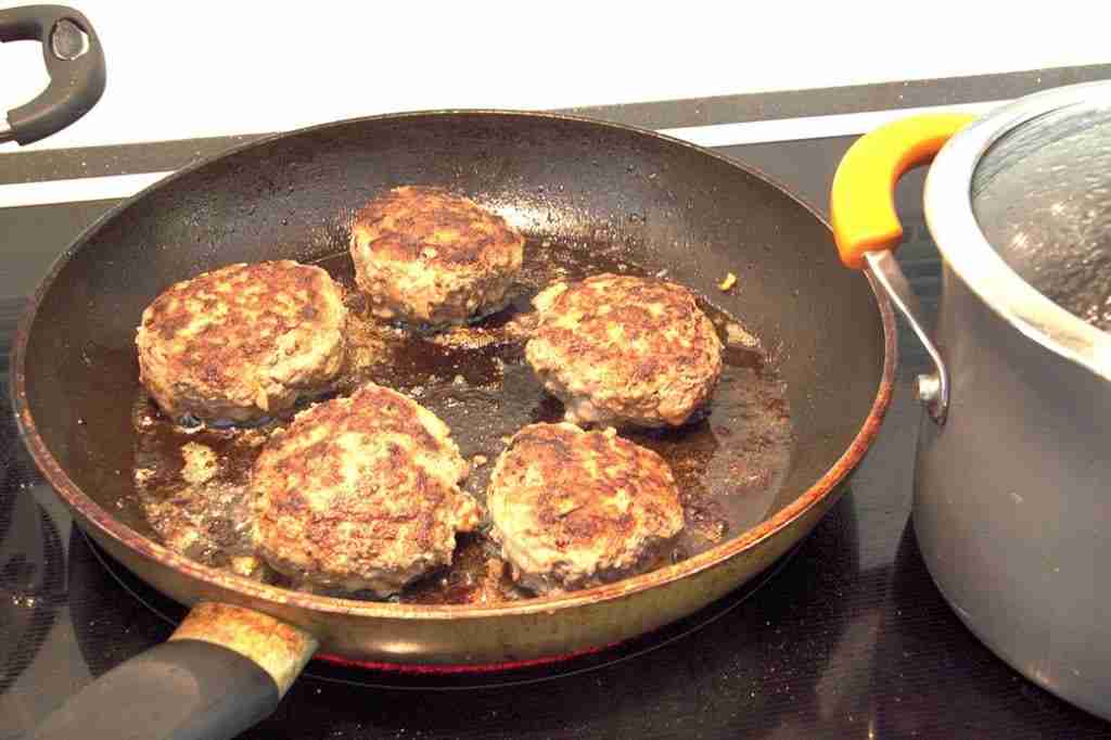 Frikadellen - Meat Balls ⋆ My German Recipes