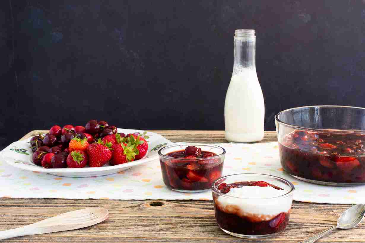 Rote Grütze - Cold Berry Compote ⋆ My German Recipes