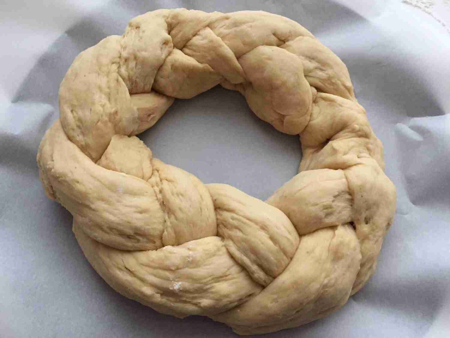 Easter Bread - Osterzopf / Hefezopf ⋆ My German Recipes