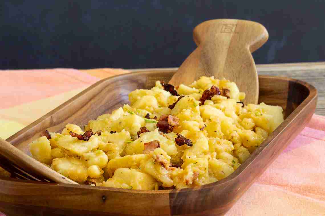 Traditional German Rum Pot - Rumtopf ⋆ My German Recipes