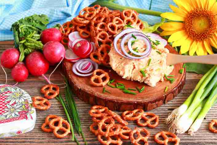 Obatzda - Bavarian Cheese Spread Recipe ⋆ My German Recipes